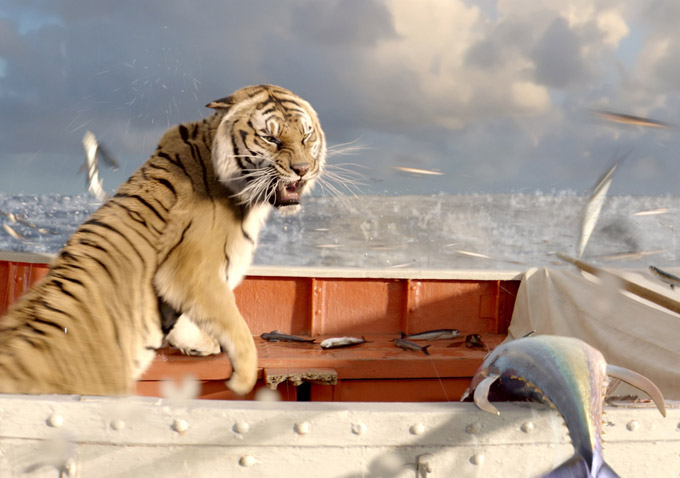 5 New 'Life Of Pi' Images Plus Ang Lee & James Cameron Talk 3D In New ...