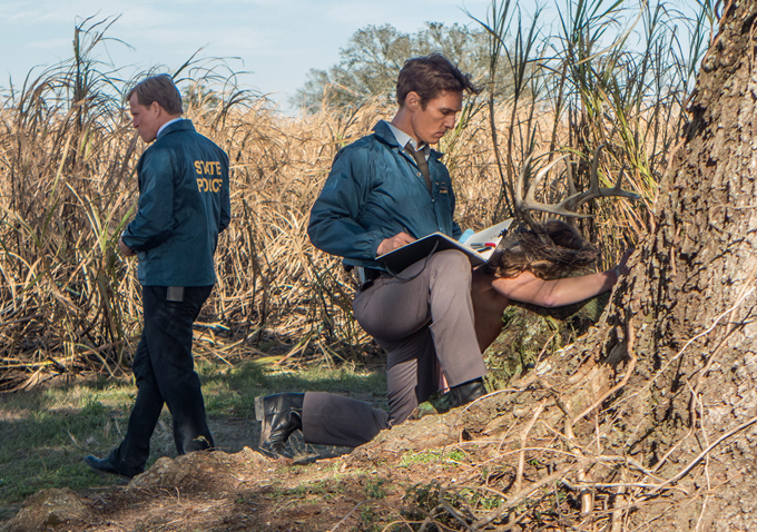 Recap: 'True Detective' Season 1, Episode 1 'The Long Bright Dark' A ...