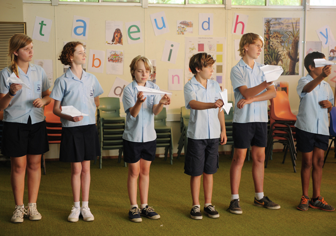 TIFF: Trailer And 2 Clips For Feel Good Family Film 'Paper Planes ...