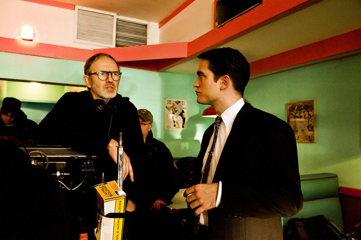 Over 30 New Images & An International Poster For 'Life' Starring Robert ...
