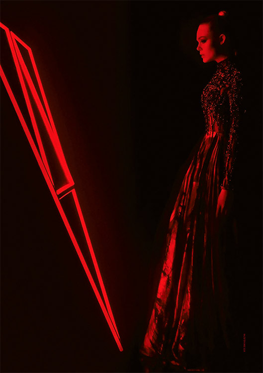 Nicolas Winding Refn’s ‘The Neon Demon’ Will Open On June 24th; Running ...