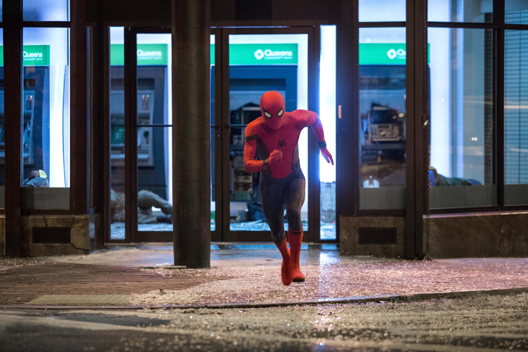 'Spider-Man: Homecoming' Opening Scene Swings Online & More