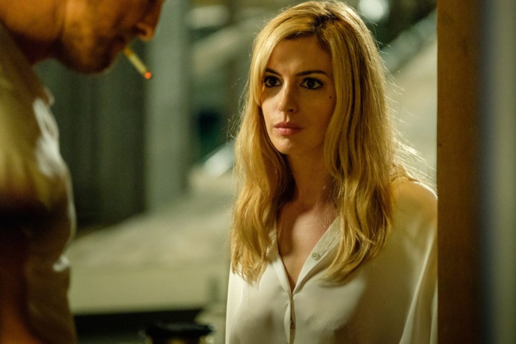 'The Hustle' Trailer: Anne Hathaway & Rebel Wilson Are Modern Dirty ...