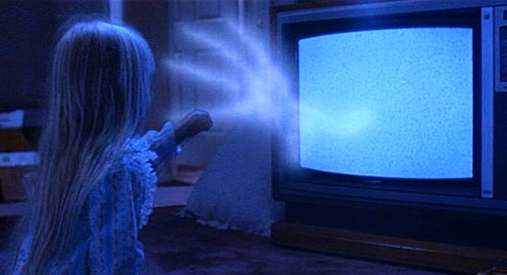 'Poltergeist': Amazon & Amblin Working Together To Bring Iconic Horror ...