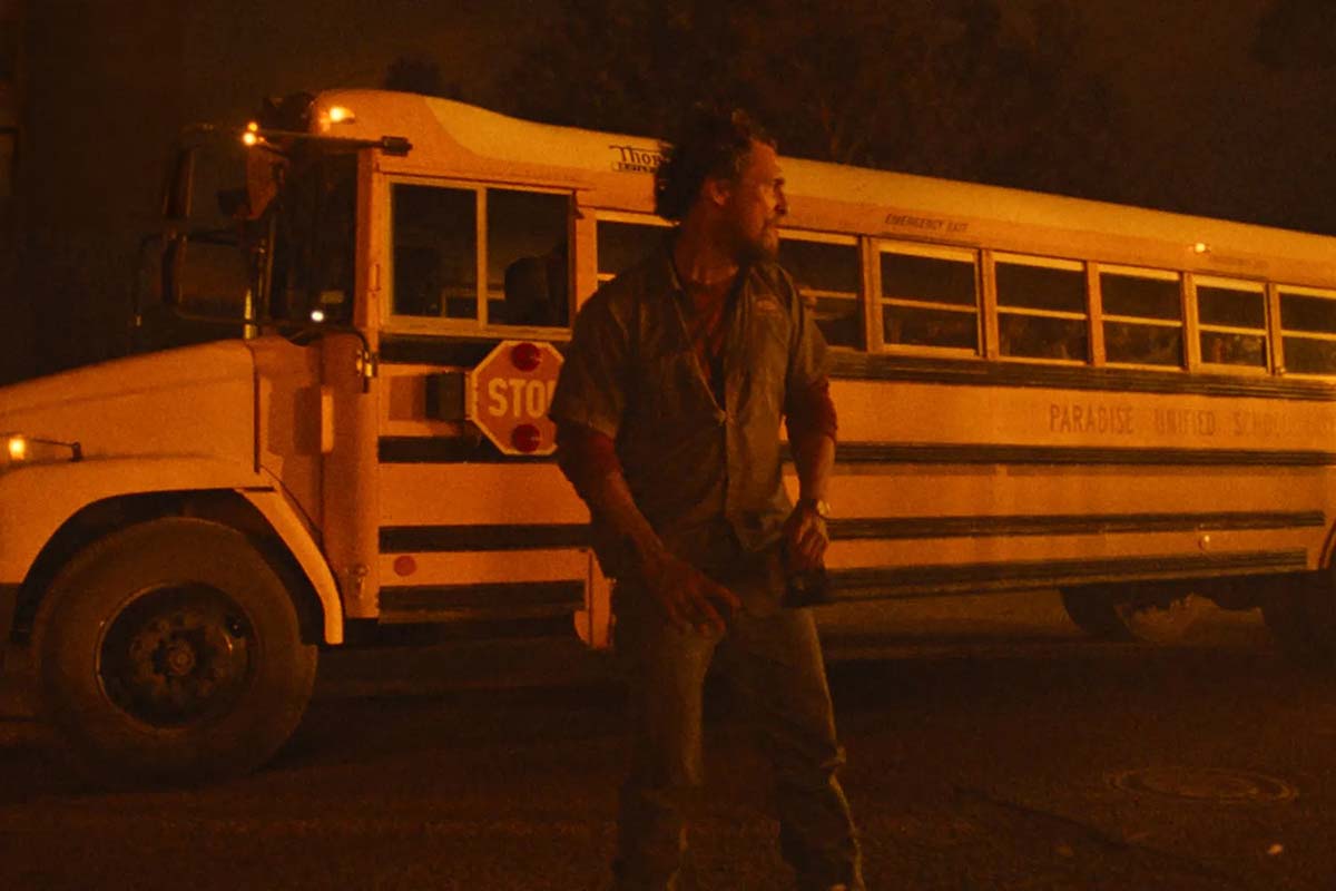 ‘The Lost Bus’ Review: Matthew McConaughey & America Ferrera Flee The ...