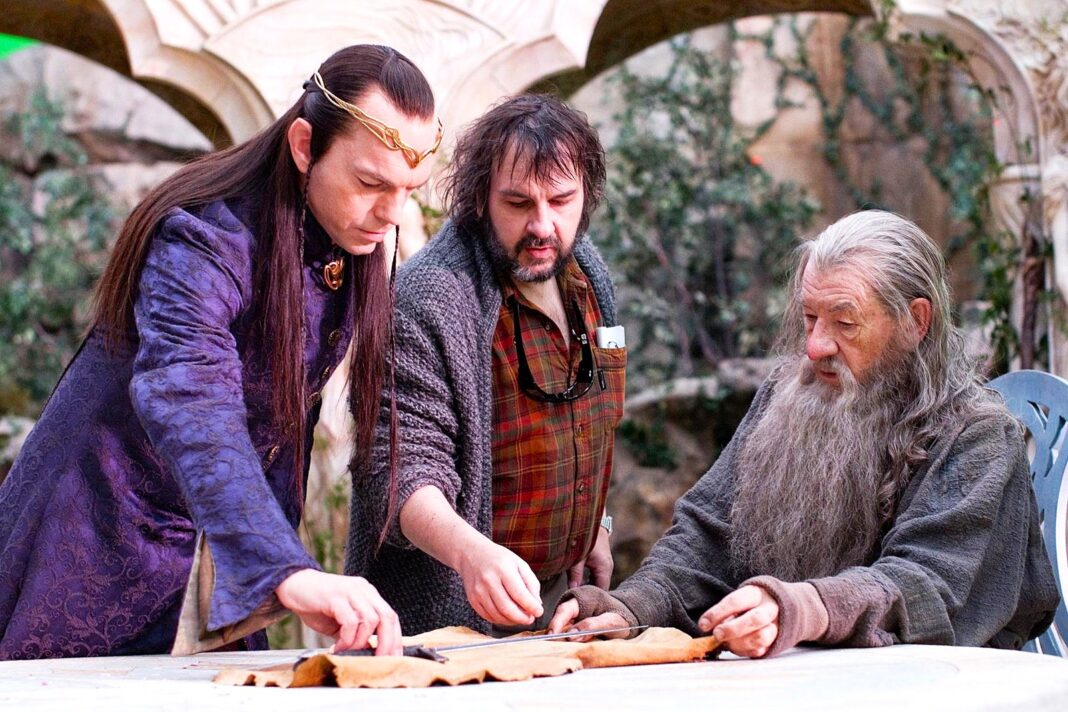 'Lord Of The Rings': Peter Jackson Says Early Talks Have Started To ...