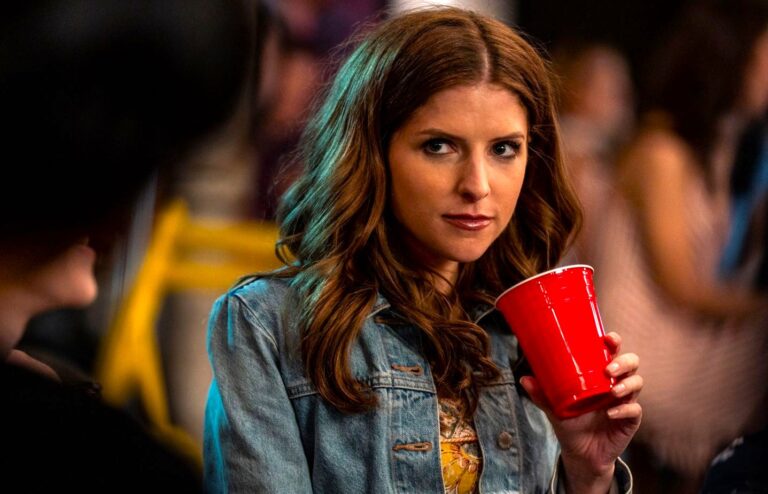Anna Kendrick Enlisted By Netflix To Direct 'Seven Husbands Of Evelyn ...